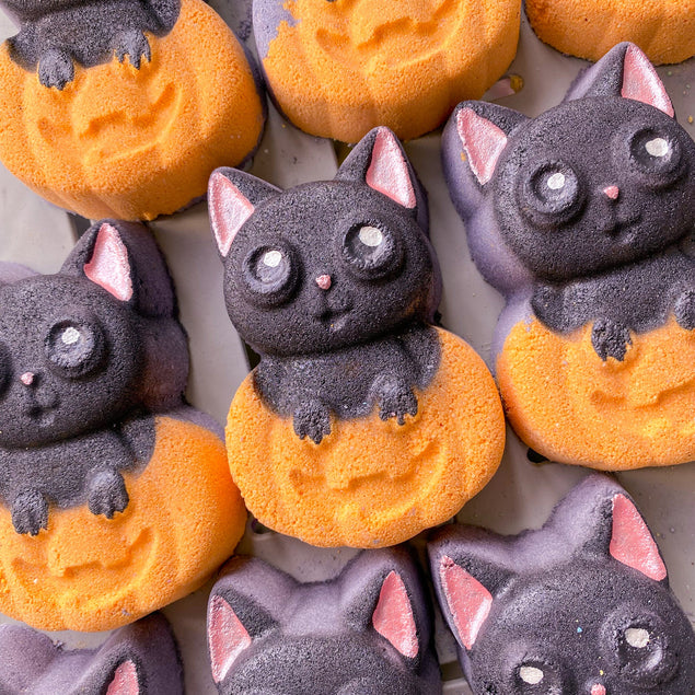Pumpkin Cat Bath Bomb – Boomf