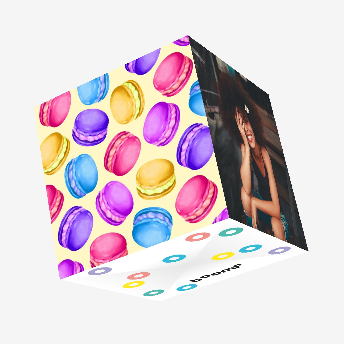 Macarons Confetti-exploding Greetings Card – Boomf